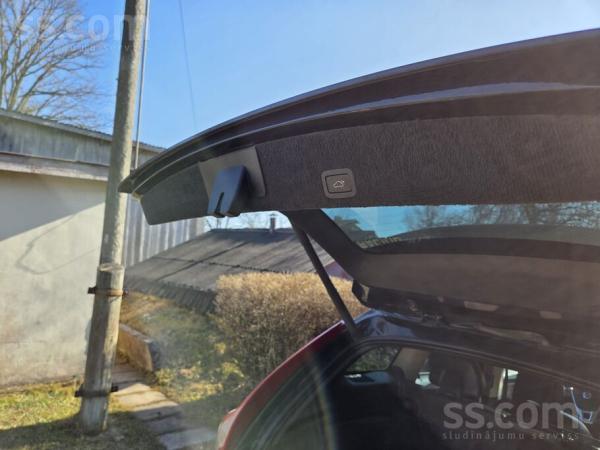 Black Volvo XC60 2013 in Ogre, with an engine capacity of 2.40 L and mileage of 307 thousand km for 10700 €, photo 8 on AUTOMOTO.COM.LV