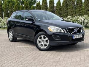 Black Volvo XC60 2013 in Riga, with an engine capacity of 2.40 L and mileage of 320 thousand km for 9590 €, photo  on AUTOMOTO.COM.LV