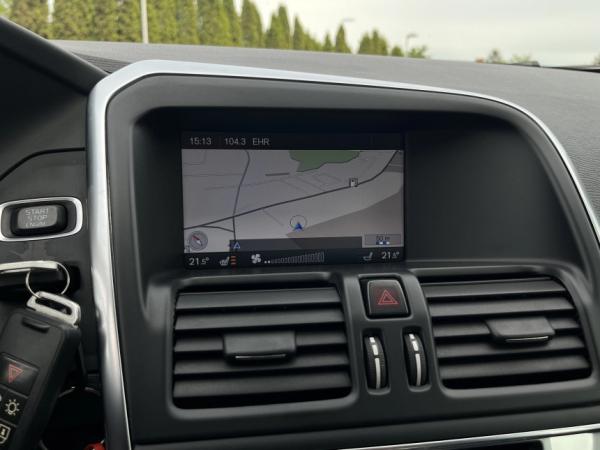 Melns Volvo XC60 2013 Rīga, ar dzinēja tilpumu 2.40 L un nobraukumu 320 tūkst. km par 9590 €, foto 4 vietnē AUTOMOTO.COM.LV