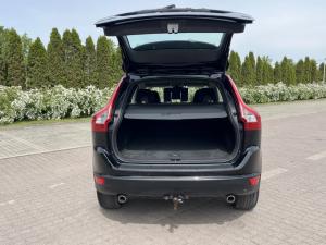 Black Volvo XC60 2013 in Riga, with an engine capacity of 2.40 L and mileage of 320 thousand km for 9590 €, photo 12 on AUTOMOTO.COM.LV