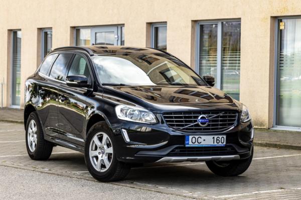 Melns Volvo XC60 2013 Rīga, ar dzinēja tilpumu 2.00 L un nobraukumu 295 tūkst. km par 9990 €, foto 1 vietnē AUTOMOTO.COM.LV