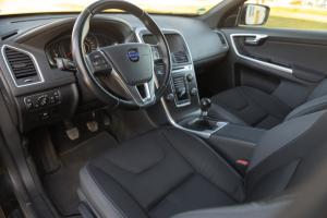 Melns Volvo XC60 2013 Rīga, ar dzinēja tilpumu 2.00 L un nobraukumu 295 tūkst. km par 9990 €, foto 9 vietnē AUTOMOTO.COM.LV