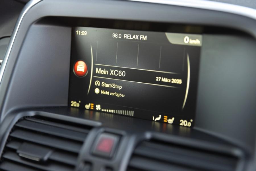 Melns Volvo XC60 2013 Rīga, ar dzinēja tilpumu 2.00 L un nobraukumu 295 tūkst. km par 9990 €, foto 16 vietnē AUTOMOTO.COM.LV