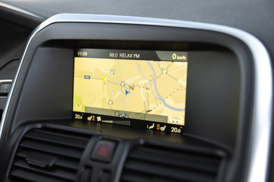 Melns Volvo XC60 2013 Rīga, ar dzinēja tilpumu 2.00 L un nobraukumu 295 tūkst. km par 9990 €, foto 17 vietnē AUTOMOTO.COM.LV