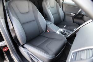 Melns Volvo XC60 2013 Rīga, ar dzinēja tilpumu 2.00 L un nobraukumu 295 tūkst. km par 9990 €, foto 21 vietnē AUTOMOTO.COM.LV