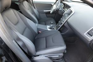Melns Volvo XC60 2013 Rīga, ar dzinēja tilpumu 2.00 L un nobraukumu 295 tūkst. km par 9990 €, foto 22 vietnē AUTOMOTO.COM.LV