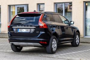 Melns Volvo XC60 2013 Rīga, ar dzinēja tilpumu 2.00 L un nobraukumu 295 tūkst. km par 9990 €, foto 29 vietnē AUTOMOTO.COM.LV