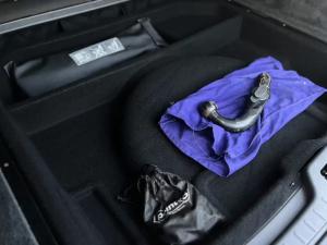 Black Volvo XC60 2013 in Riga, with an engine capacity of 2.00 L and mileage of 283 thousand km for 10190 €, photo 26 on AUTOMOTO.COM.LV