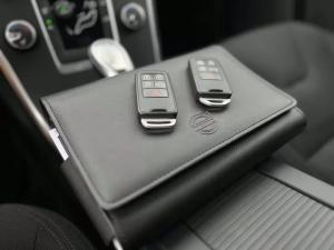 Black Volvo XC60 2013 in Riga, with an engine capacity of 2.00 L and mileage of 283 thousand km for 10190 €, photo 28 on AUTOMOTO.COM.LV