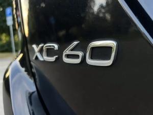 Black Volvo XC60 2013 in Riga, with an engine capacity of 2.00 L and mileage of 283 thousand km for 10190 €, photo 30 on AUTOMOTO.COM.LV