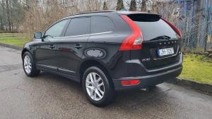Черный Вольво ХС60 2013 в Рига, объемом двигателя 2.00 л и пробегом 135 тыс. км за 11300 €, фото 16 на AUTOMOTO.COM.LV