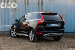 Melns Volvo XC60 2013 Rīga, ar dzinēja tilpumu 2.00 L un nobraukumu 324 tūkst. km par 10250 €, foto 3 vietnē AUTOMOTO.COM.LV