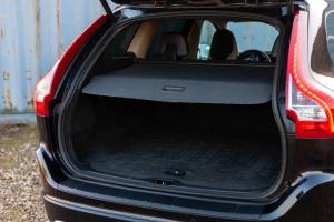 Melns Volvo XC60 2013 Rīga, ar dzinēja tilpumu 2.00 L un nobraukumu 324 tūkst. km par 10250 €, foto 7 vietnē AUTOMOTO.COM.LV