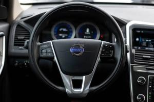 Melns Volvo XC60 2013 Rīga, ar dzinēja tilpumu 2.00 L un nobraukumu 324 tūkst. km par 10250 €, foto 23 vietnē AUTOMOTO.COM.LV
