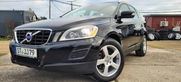 Melns Volvo XC60 2013 Rīga, ar dzinēja tilpumu 2.40 L un nobraukumu 235 tūkst. km par 11990 €, foto 1 vietnē AUTOMOTO.COM.LV