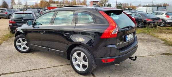 Melns Volvo XC60 2013 Rīga, ar dzinēja tilpumu 2.40 L un nobraukumu 235 tūkst. km par 11990 €, foto 5 vietnē AUTOMOTO.COM.LV