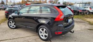 Black Volvo XC60 2013 in Riga, with an engine capacity of 2.40 L and mileage of 235 thousand km for 11990 €, photo 6 on AUTOMOTO.COM.LV