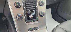 Black Volvo XC60 2013 in Riga, with an engine capacity of 2.40 L and mileage of 235 thousand km for 11990 €, photo 30 on AUTOMOTO.COM.LV