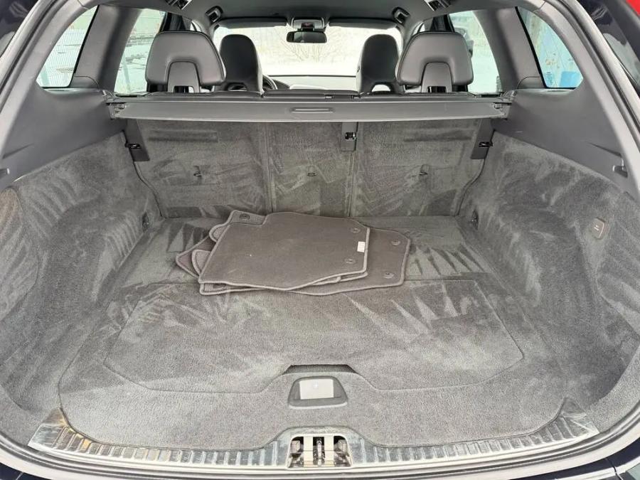 Melns Volvo XC60 2013 Rīga, ar dzinēja tilpumu 2.40 L un nobraukumu 217 tūkst. km par 14495 €, foto 7 vietnē AUTOMOTO.COM.LV