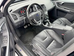 Melns Volvo XC60 2013 Rīga, ar dzinēja tilpumu 2.40 L un nobraukumu 217 tūkst. km par 14495 €, foto 12 vietnē AUTOMOTO.COM.LV