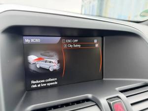 Melns Volvo XC60 2013 Rīga, ar dzinēja tilpumu 2.40 L un nobraukumu 217 tūkst. km par 14495 €, foto 25 vietnē AUTOMOTO.COM.LV