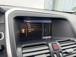 Melns Volvo XC60 2013 Rīga, ar dzinēja tilpumu 2.40 L un nobraukumu 217 tūkst. km par 14495 €, foto 26 vietnē AUTOMOTO.COM.LV