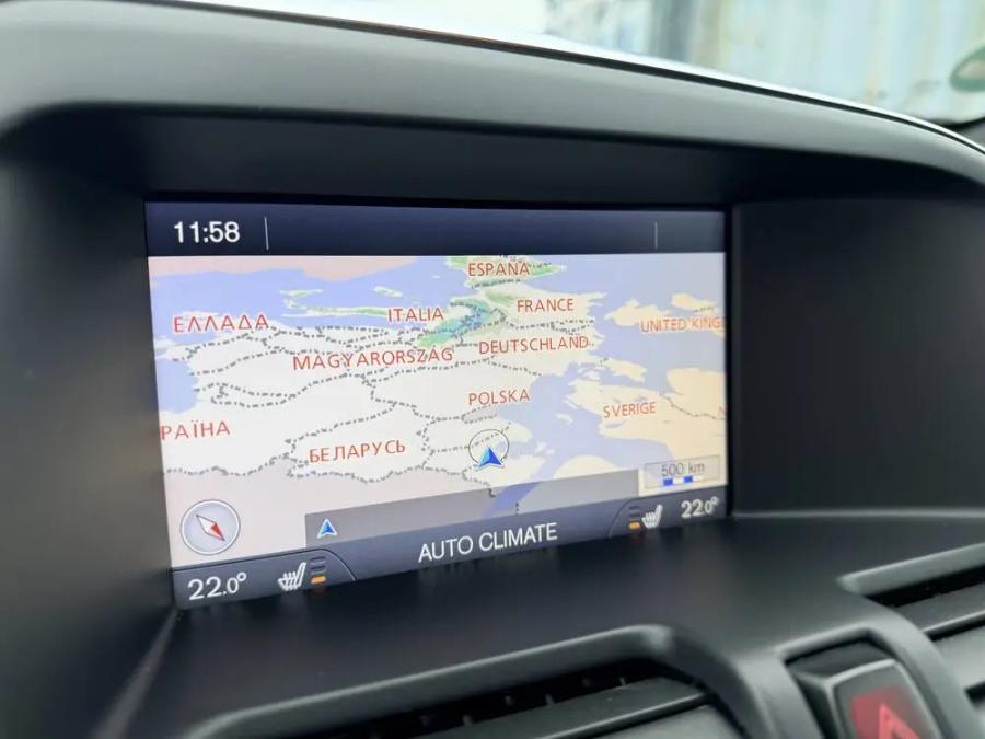 Melns Volvo XC60 2013 Rīga, ar dzinēja tilpumu 2.40 L un nobraukumu 217 tūkst. km par 14495 €, foto 27 vietnē AUTOMOTO.COM.LV