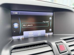 Melns Volvo XC60 2013 Rīga, ar dzinēja tilpumu 2.40 L un nobraukumu 217 tūkst. km par 14495 €, foto 28 vietnē AUTOMOTO.COM.LV