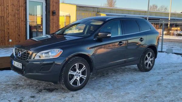 Melns Volvo XC60 2013 Rīga, ar dzinēja tilpumu 2.00 L un nobraukumu 180 tūkst. km par 11900 €, foto 5 vietnē AUTOMOTO.COM.LV