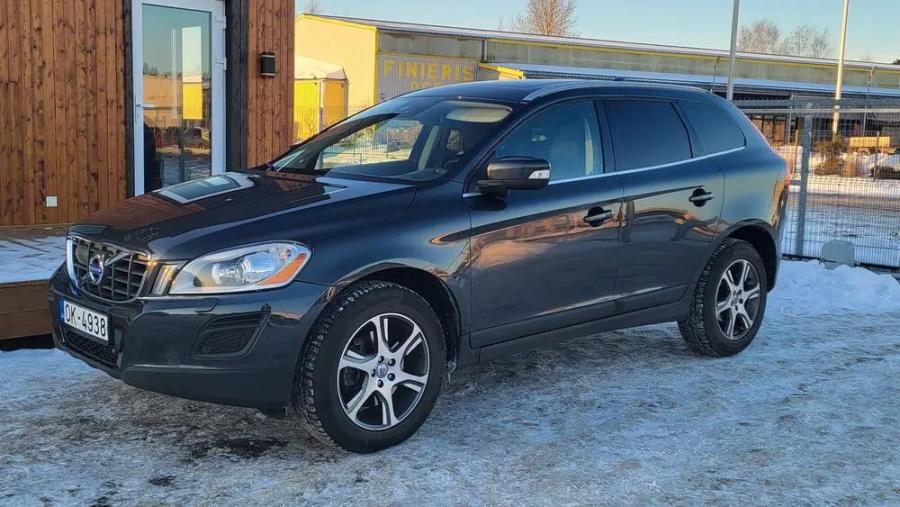 Melns Volvo XC60 2013 Rīga, ar dzinēja tilpumu 2.00 L un nobraukumu 180 tūkst. km par 11900 €, foto 6 vietnē AUTOMOTO.COM.LV
