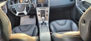 Melns Volvo XC60 2013 Rīga, ar dzinēja tilpumu 2.40 L un nobraukumu 283 tūkst. km par 11700 €, foto 8 vietnē AUTOMOTO.COM.LV