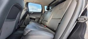 Melns Volvo XC60 2013 Rīga, ar dzinēja tilpumu 2.40 L un nobraukumu 283 tūkst. km par 11700 €, foto 18 vietnē AUTOMOTO.COM.LV