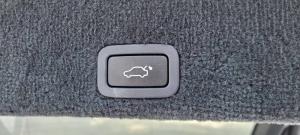 Melns Volvo XC60 2013 Rīga, ar dzinēja tilpumu 2.40 L un nobraukumu 283 tūkst. km par 11700 €, foto 20 vietnē AUTOMOTO.COM.LV
