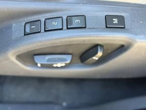 Melns Volvo XC60 2013 Rīga, ar dzinēja tilpumu 2.40 L un nobraukumu 272 tūkst. km par 9500 €, foto 9 vietnē AUTOMOTO.COM.LV