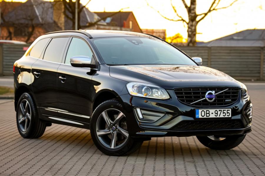 Melns Volvo XC60 2013 Rīga, ar dzinēja tilpumu 2.40 L un nobraukumu 0 tūkst. km par 14750 €, foto 4 vietnē AUTOMOTO.COM.LV