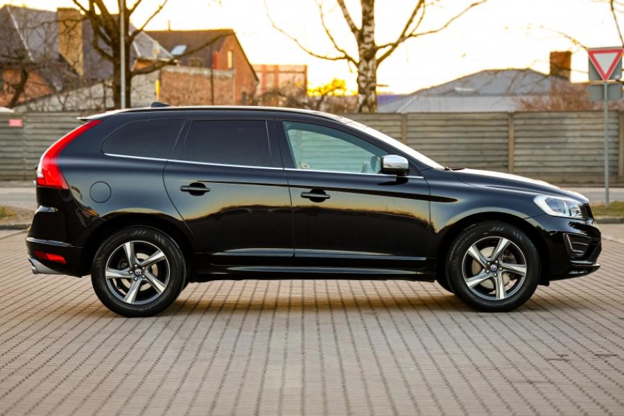 Melns Volvo XC60 2013 Rīga, ar dzinēja tilpumu 2.40 L un nobraukumu 0 tūkst. km par 14750 €, foto 5 vietnē AUTOMOTO.COM.LV