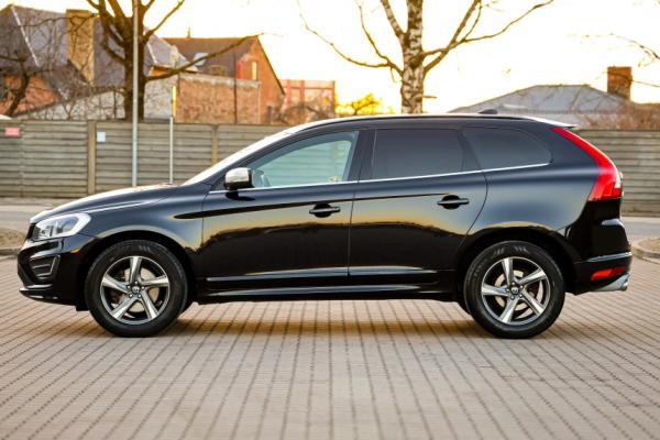 Melns Volvo XC60 2013 Rīga, ar dzinēja tilpumu 2.40 L un nobraukumu 0 tūkst. km par 14750 €, foto 8 vietnē AUTOMOTO.COM.LV