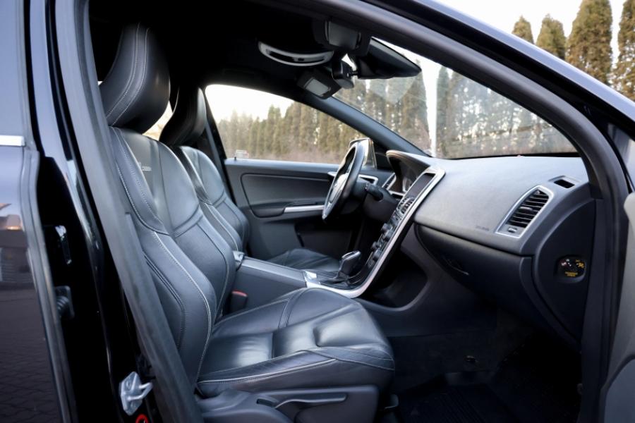 Melns Volvo XC60 2013 Rīga, ar dzinēja tilpumu 2.40 L un nobraukumu 0 tūkst. km par 14750 €, foto 15 vietnē AUTOMOTO.COM.LV