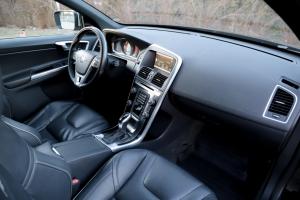 Melns Volvo XC60 2013 Rīga, ar dzinēja tilpumu 2.40 L un nobraukumu 0 tūkst. km par 14750 €, foto 16 vietnē AUTOMOTO.COM.LV