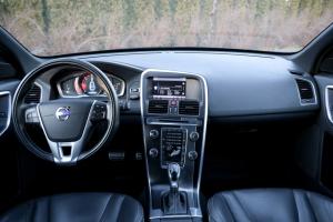 Melns Volvo XC60 2013 Rīga, ar dzinēja tilpumu 2.40 L un nobraukumu 0 tūkst. km par 14750 €, foto 17 vietnē AUTOMOTO.COM.LV