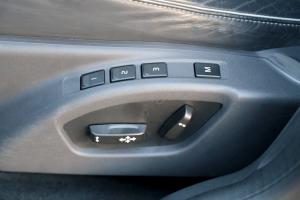 Melns Volvo XC60 2013 Rīga, ar dzinēja tilpumu 2.40 L un nobraukumu 0 tūkst. km par 14750 €, foto 25 vietnē AUTOMOTO.COM.LV