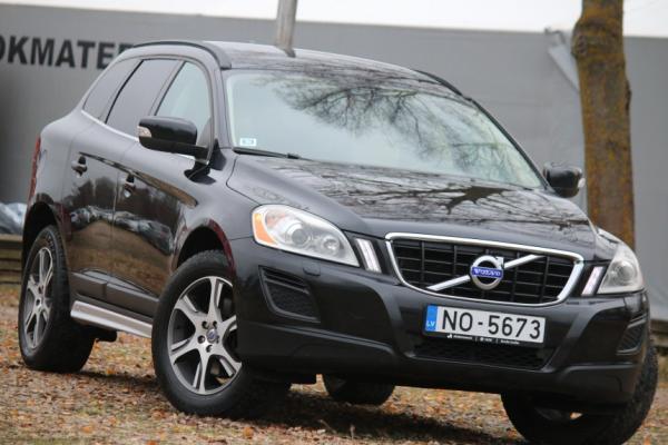 Melns Volvo XC60 2013 Rīga, ar dzinēja tilpumu 2.00 L un nobraukumu 252 tūkst. km par 9490 €, foto 6 vietnē AUTOMOTO.COM.LV