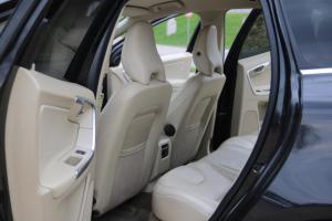 Melns Volvo XC60 2013 Rīga, ar dzinēja tilpumu 2.00 L un nobraukumu 252 tūkst. km par 9490 €, foto 11 vietnē AUTOMOTO.COM.LV