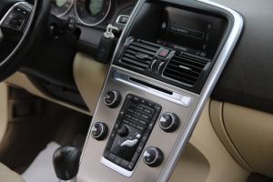 Melns Volvo XC60 2013 Rīga, ar dzinēja tilpumu 2.00 L un nobraukumu 252 tūkst. km par 9490 €, foto 15 vietnē AUTOMOTO.COM.LV