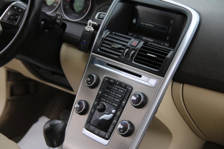 Melns Volvo XC60 2013 Rīga, ar dzinēja tilpumu 2.00 L un nobraukumu 252 tūkst. km par 9490 €, foto 15 vietnē AUTOMOTO.COM.LV
