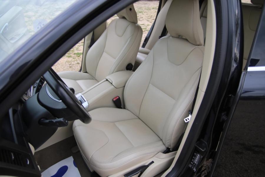 Melns Volvo XC60 2013 Rīga, ar dzinēja tilpumu 2.00 L un nobraukumu 252 tūkst. km par 9490 €, foto 24 vietnē AUTOMOTO.COM.LV