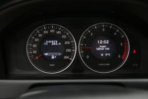Melns Volvo XC60 2013 Rīga, ar dzinēja tilpumu 2.00 L un nobraukumu 252 tūkst. km par 9490 €, foto 30 vietnē AUTOMOTO.COM.LV