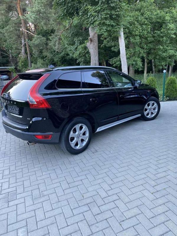 Melns Volvo XC60 2013 Klaipėda, ar dzinēja tilpumu 3.19 L un nobraukumu 240 tūkst. km par 7600 €, foto 5 vietnē AUTOMOTO.COM.LV