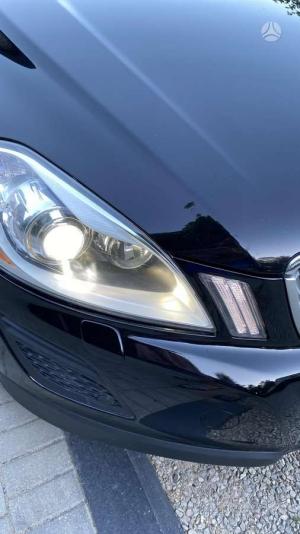 Black Volvo XC60 2013 in Klaipeda, with an engine capacity of 3.19 L and mileage of 240 thousand km for 7600 €, photo 7 on AUTOMOTO.COM.LV