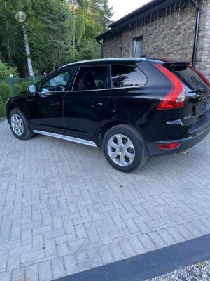 Black Volvo XC60 2013 in Klaipeda, with an engine capacity of 3.19 L and mileage of 240 thousand km for 7600 €, photo 9 on AUTOMOTO.COM.LV